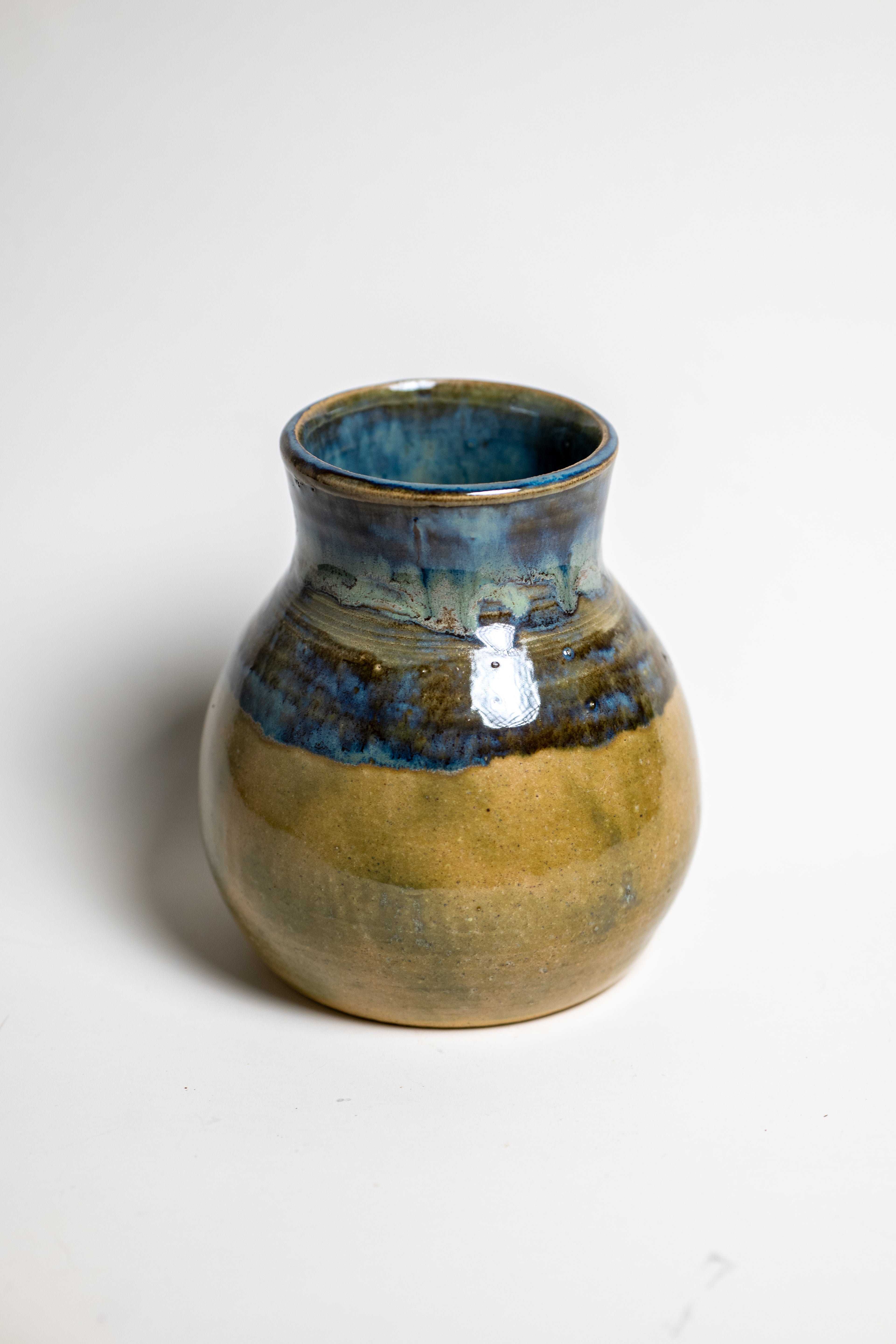 Sea Moss Vase – JShort Ceramics